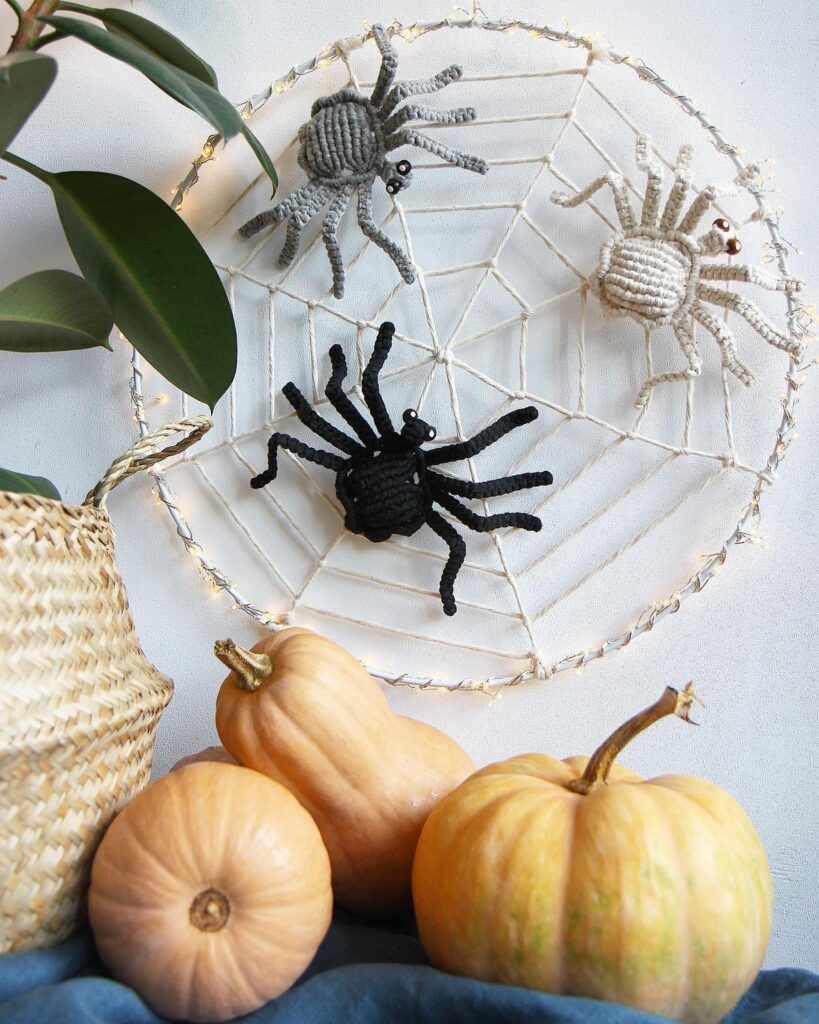 30 Creepy and Creative Halloween Spider Decor Ideas for Home and Office ...