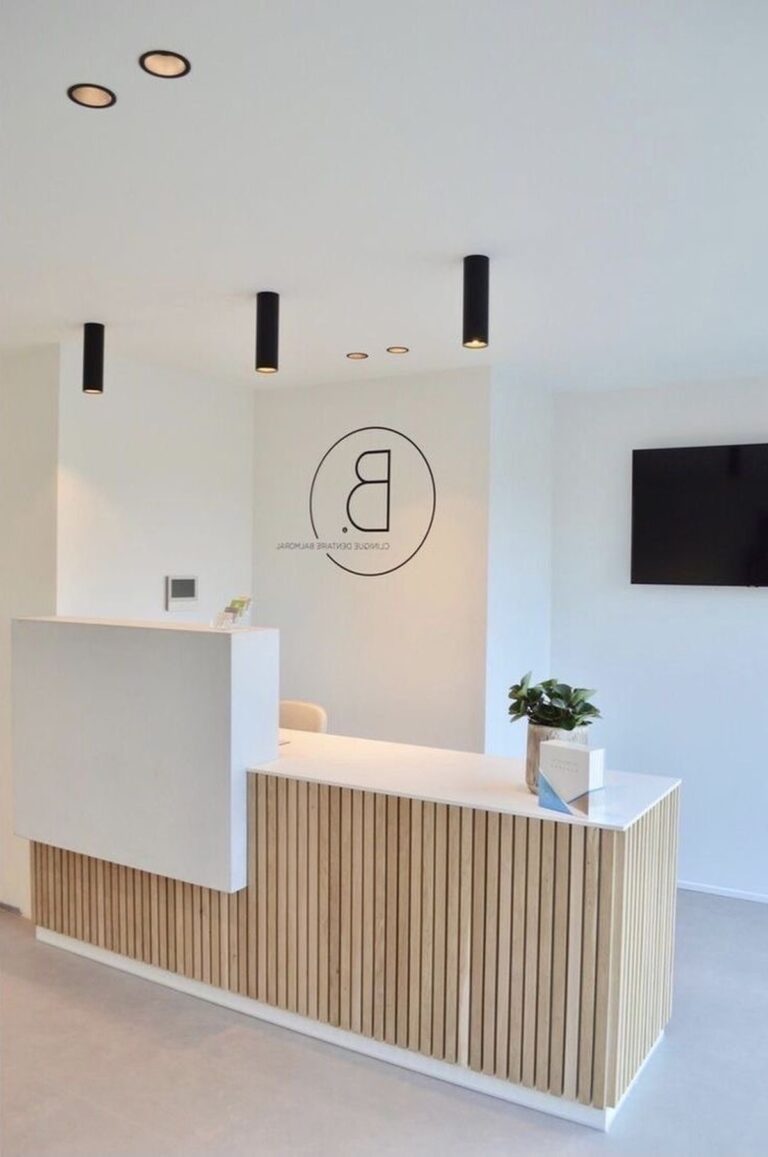 36 Front Desk Designs to Innovate Your Welcome Space - Decor Rio