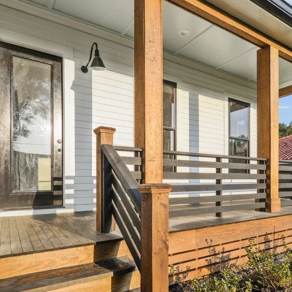 31 Porch Railing Ideas to Refresh Your Home’s Exterior - Decor Rio