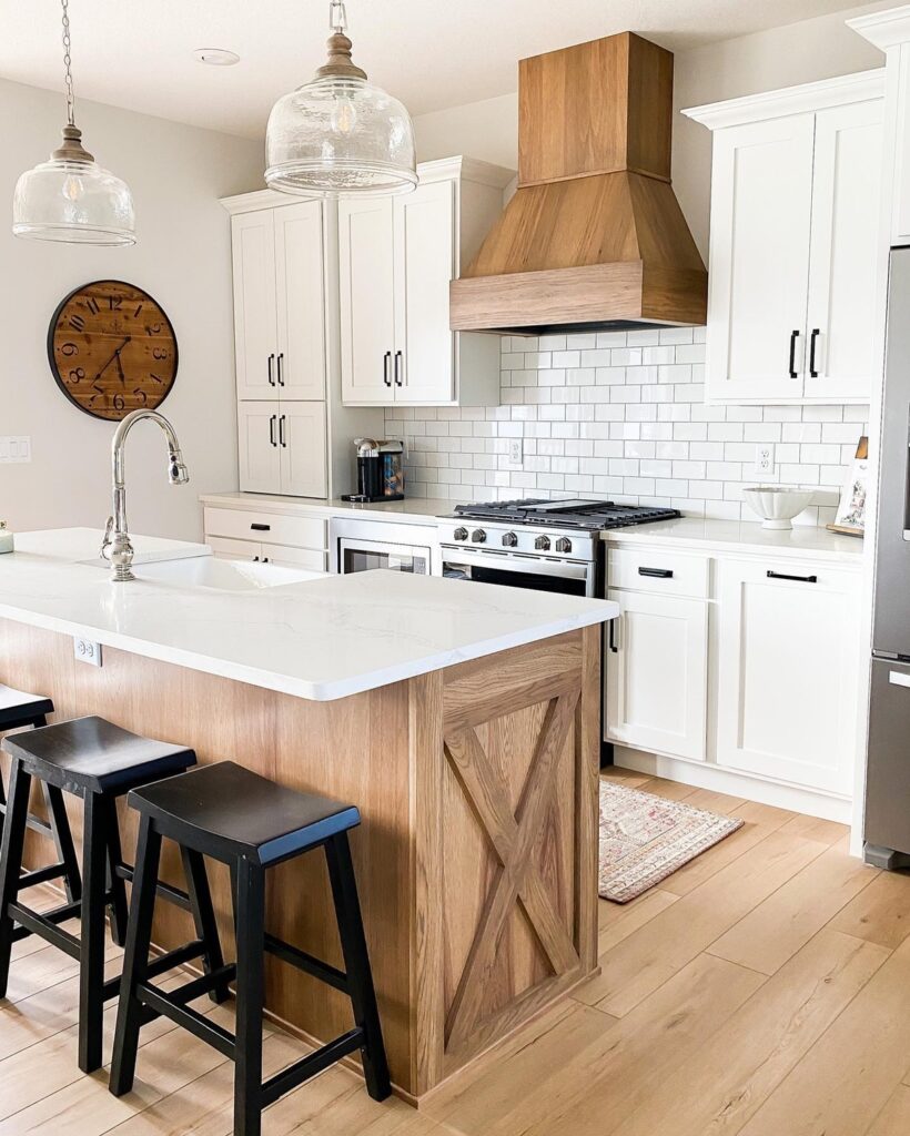 29 Warm and Inviting Rustic Modern Kitchen Ideas with a Contemporary ...