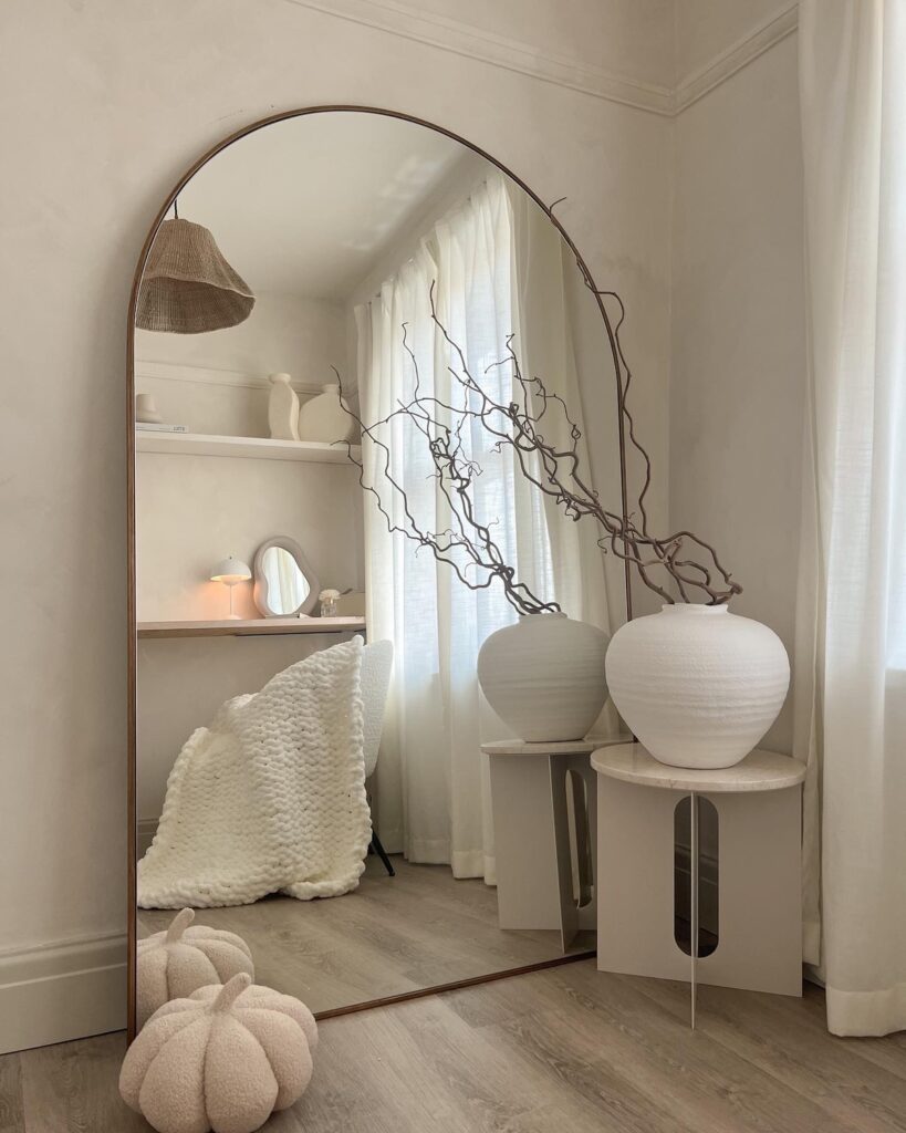 30 Trendy Standing Mirror Ideas for a Modern Home - Decor Rio