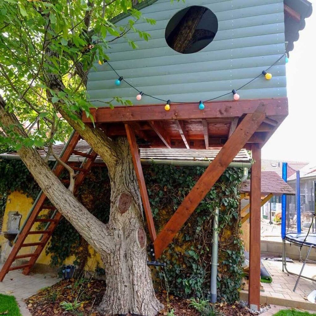 25 Treehouse Ideas for Kids: Creative Backyard Adventures - Decor Rio