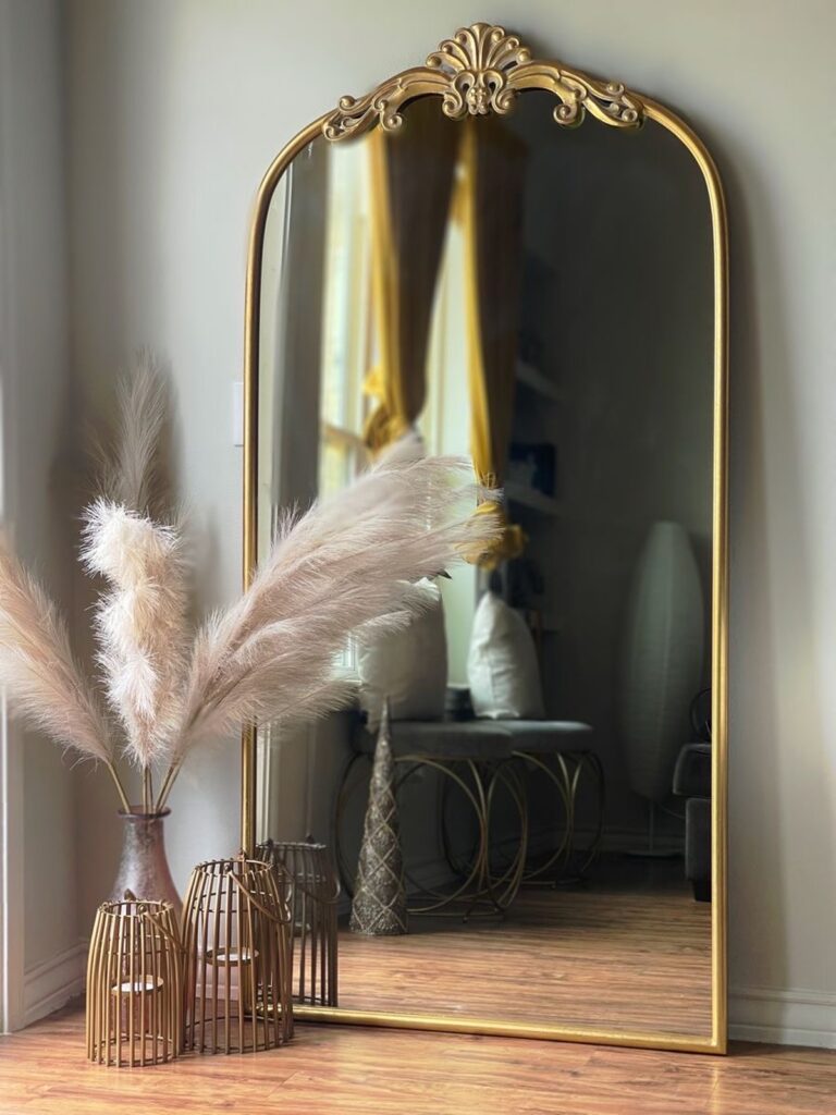 30 Trendy Standing Mirror Ideas for a Modern Home - Decor Rio