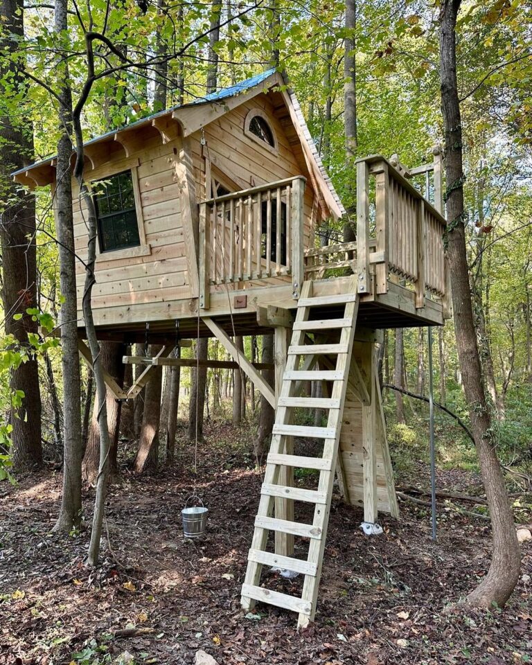 25 Treehouse Ideas for Kids: Creative Backyard Adventures - Decor Rio